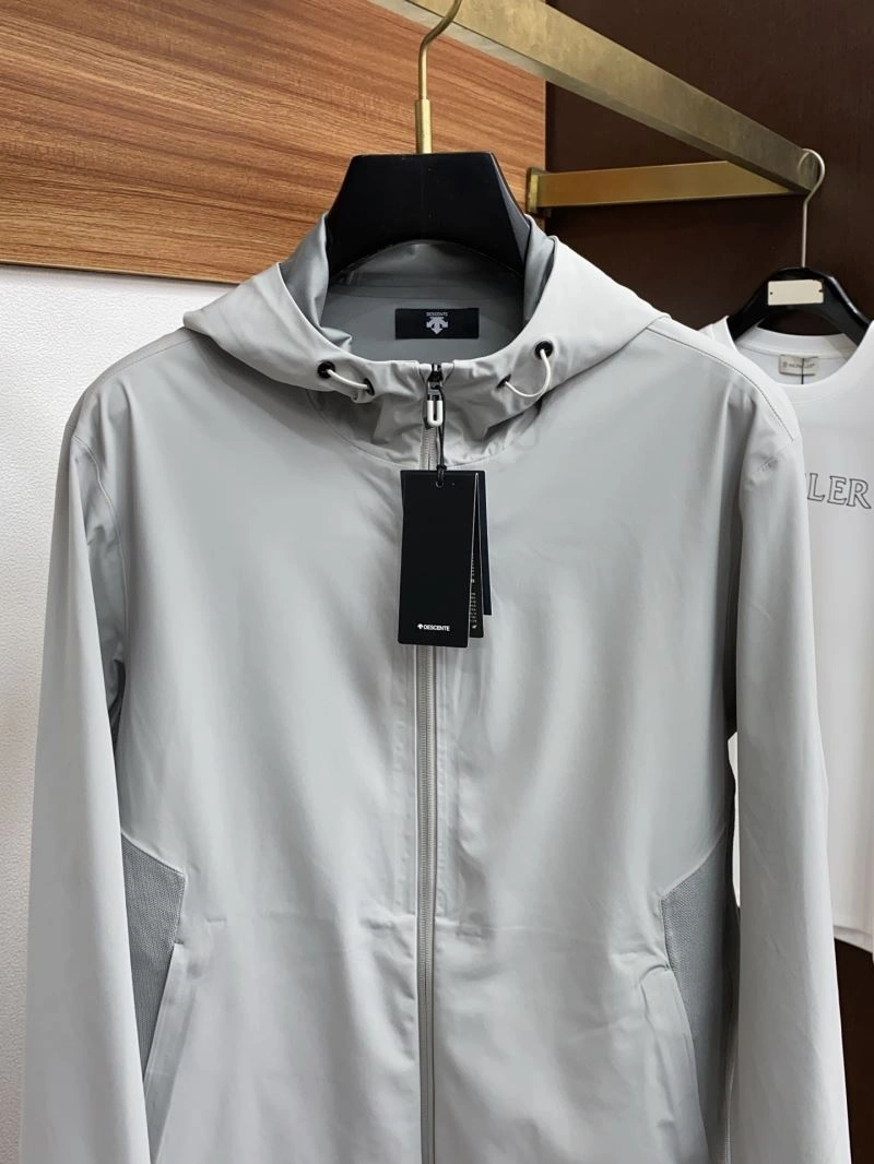 Legit Descente Outwear