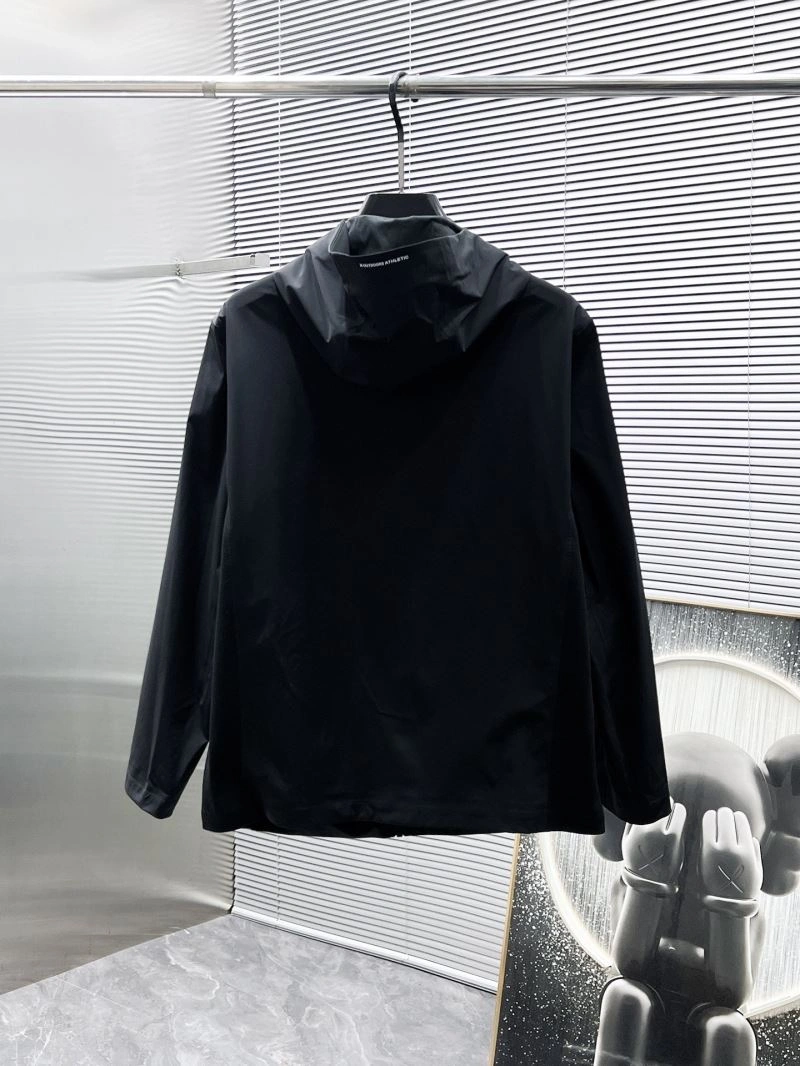 Legit Descente Outwear