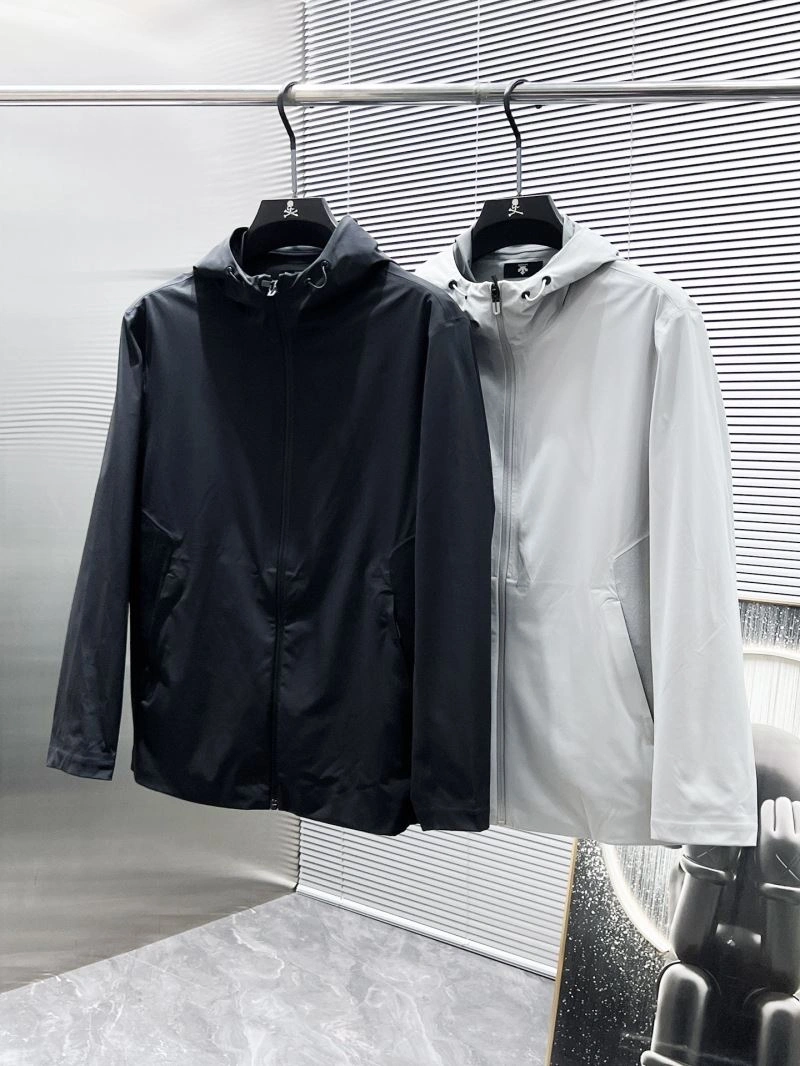 Legit Descente Outwear