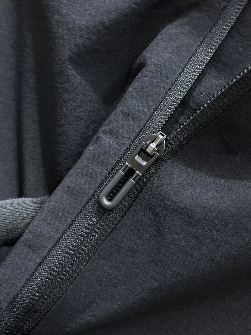 OEM Descente Outwear