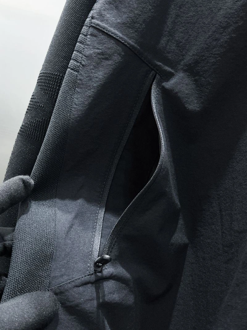 OEM Descente Outwear