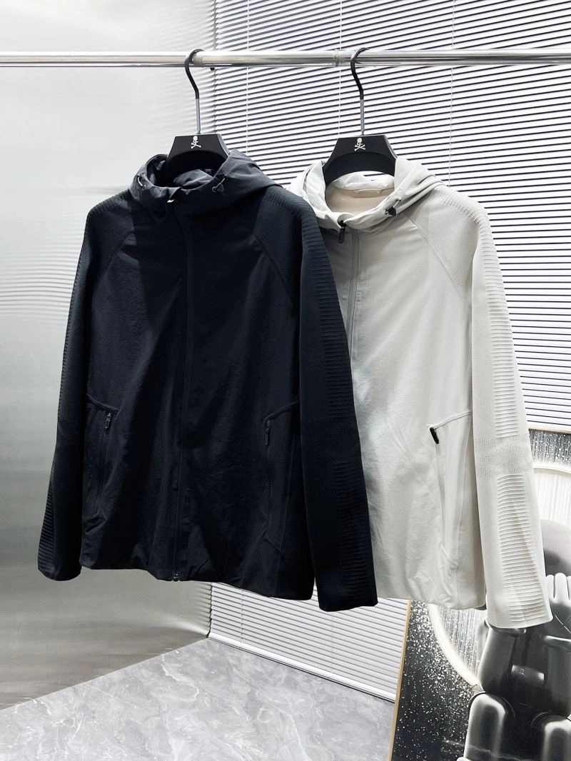 OEM Descente Outwear