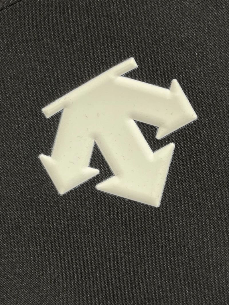 Authentic Descente Outwear
