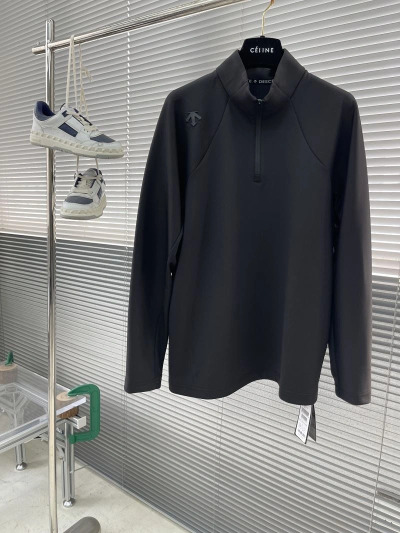 Descente Outwear