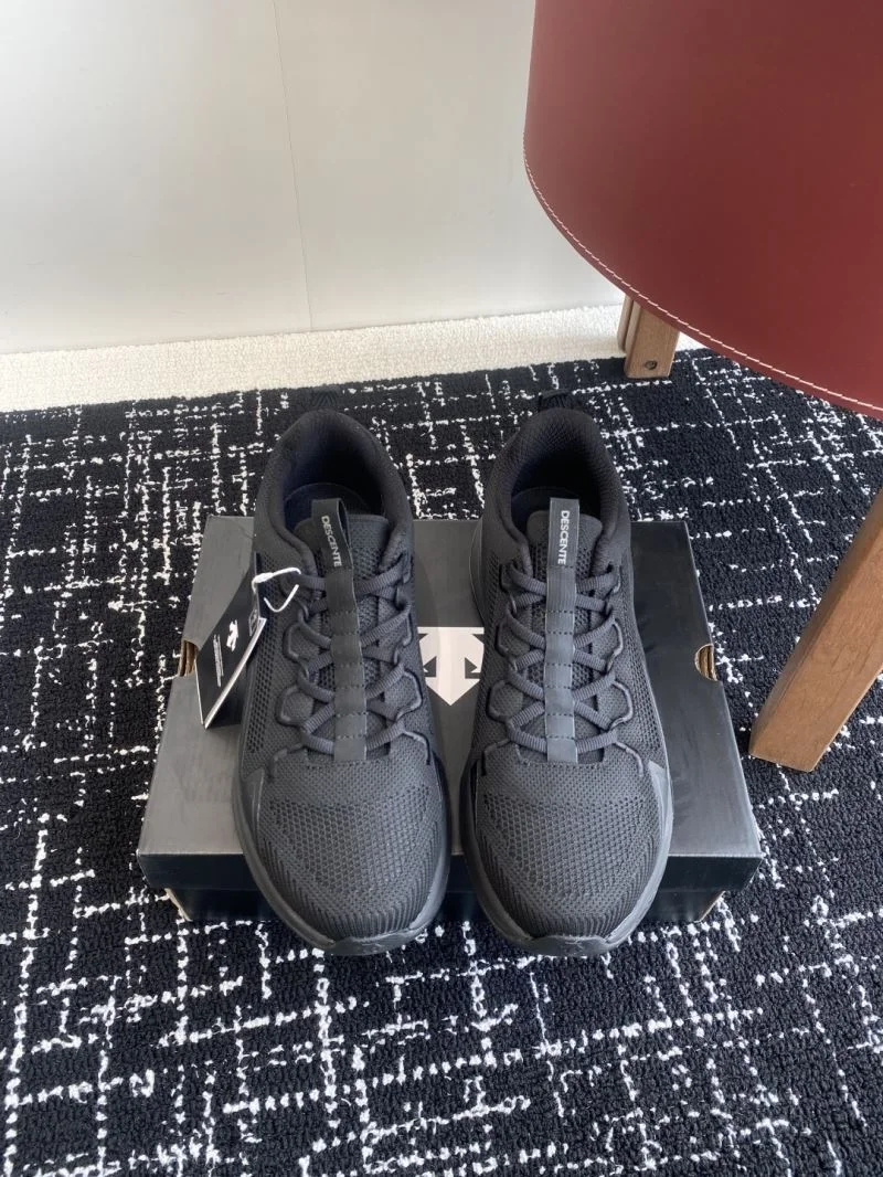 Descente Shoes