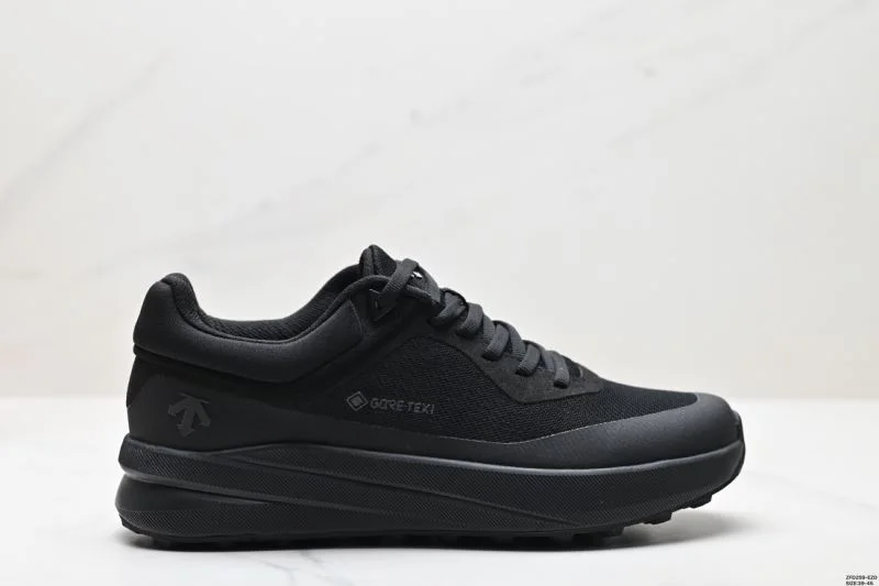 Descente Shoes