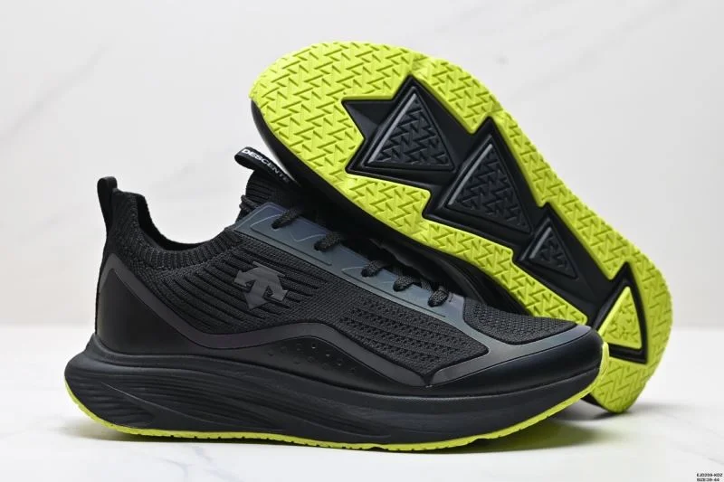 Inexpensive Descente Shoes