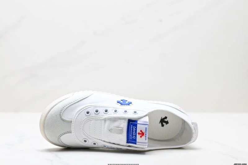 Factory-made Descente Shoes