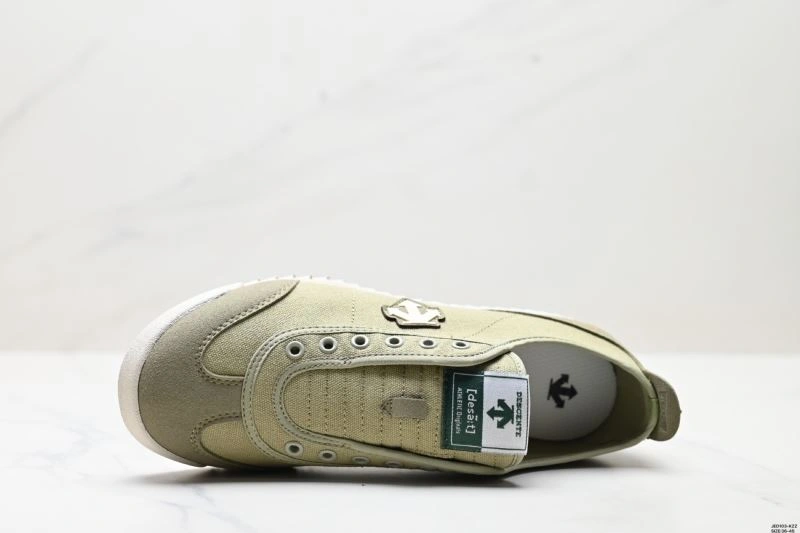 1:1 copy Descente Shoes