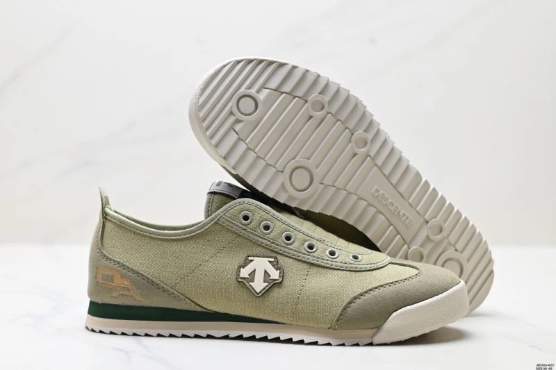 1:1 copy Descente Shoes