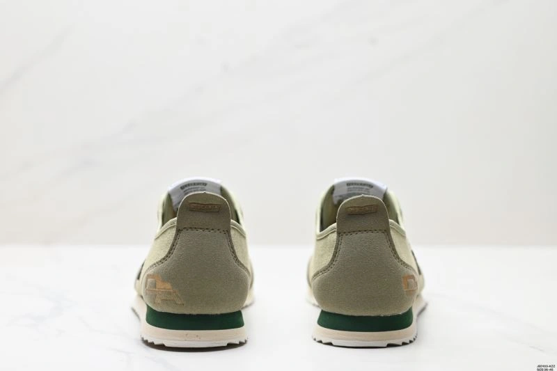 1:1 copy Descente Shoes