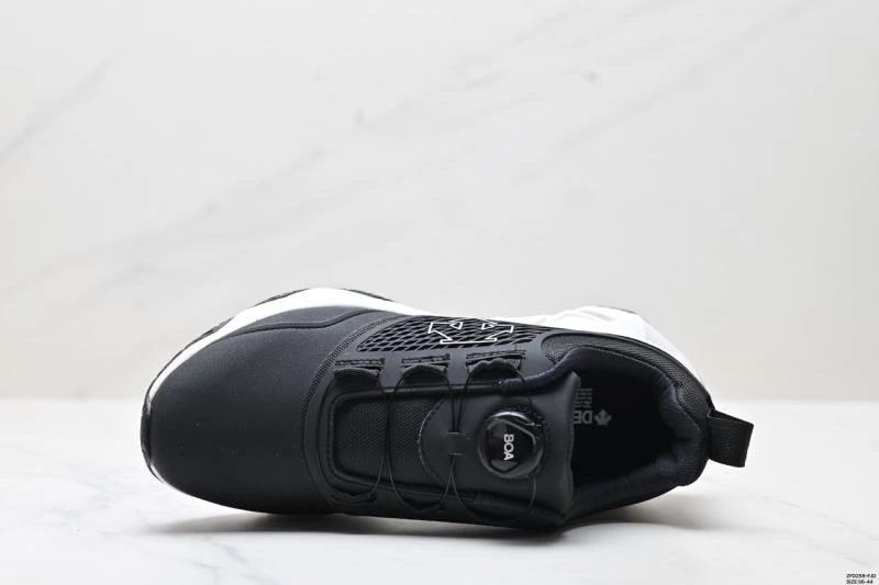 Cut-rate Descente Shoes
