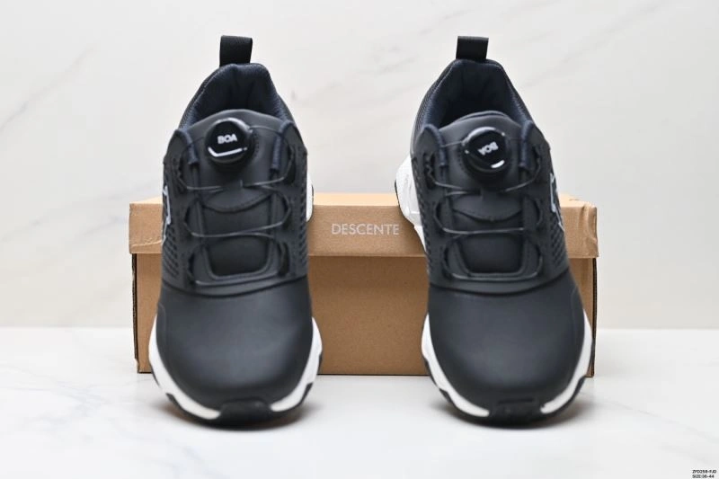 Cut-rate Descente Shoes