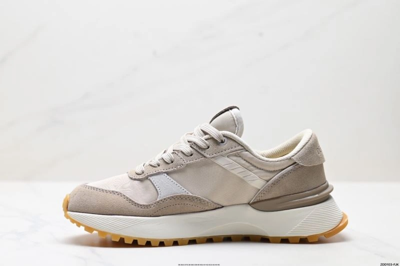 High fidelity Descente Shoes