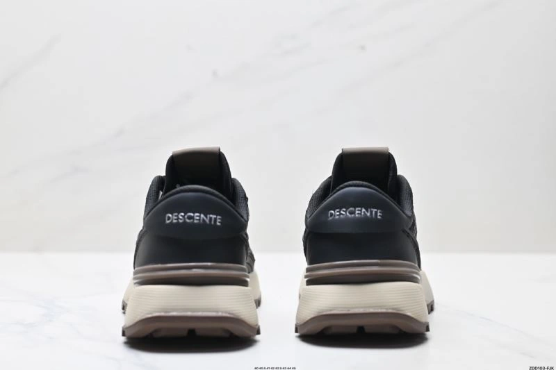 Economical Descente Shoes