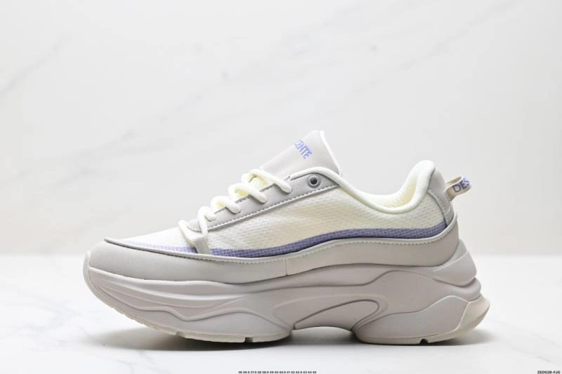 Economical Descente Shoes