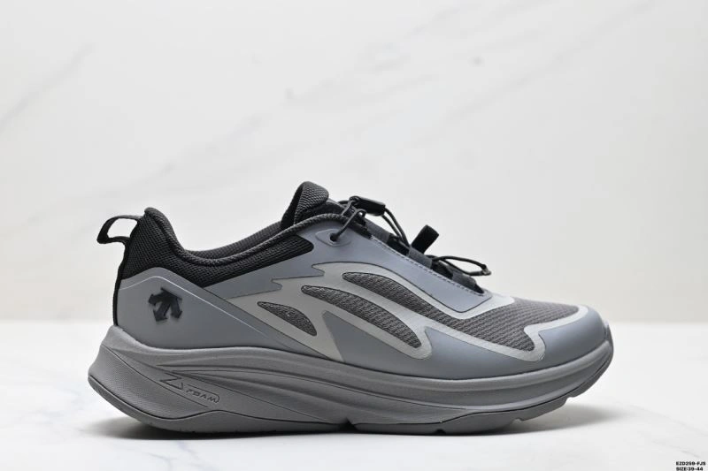 Descente Shoes