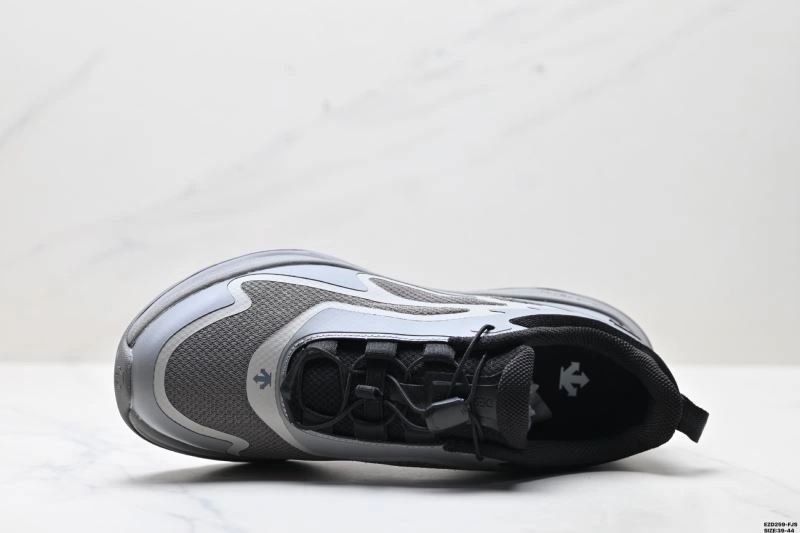 Top mirror Descente Shoes