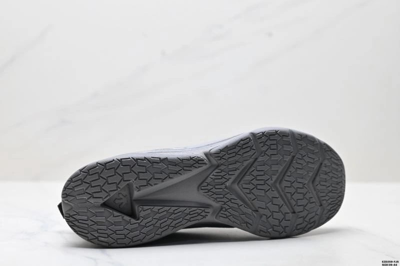 Top mirror Descente Shoes