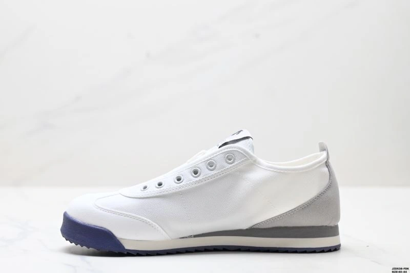 Top match Descente Shoes