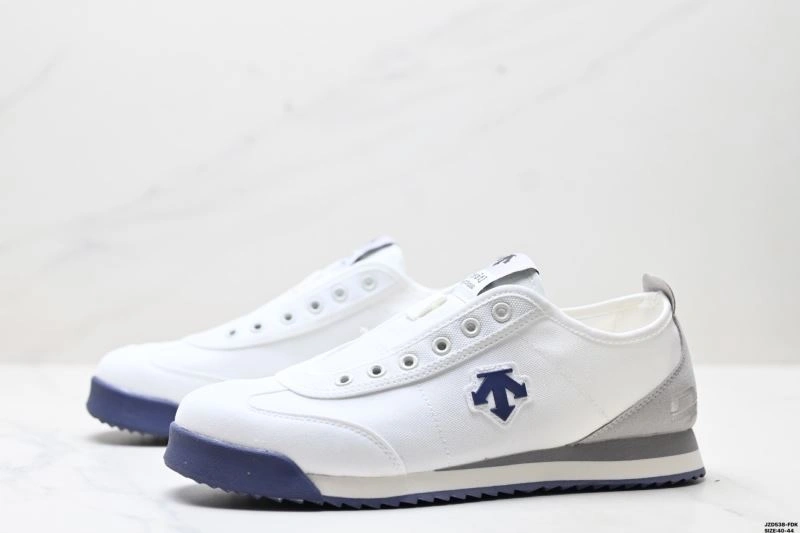 Top match Descente Shoes