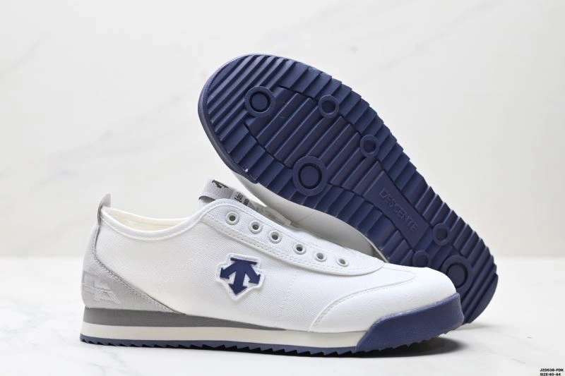 Top match Descente Shoes