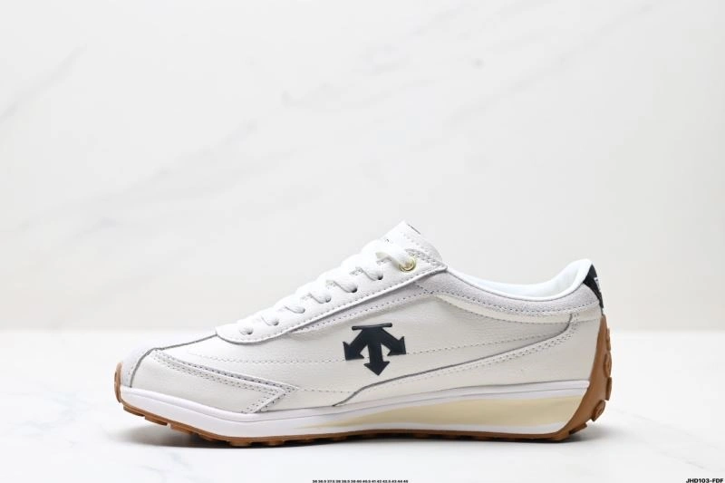 1:1 copy Descente Shoes
