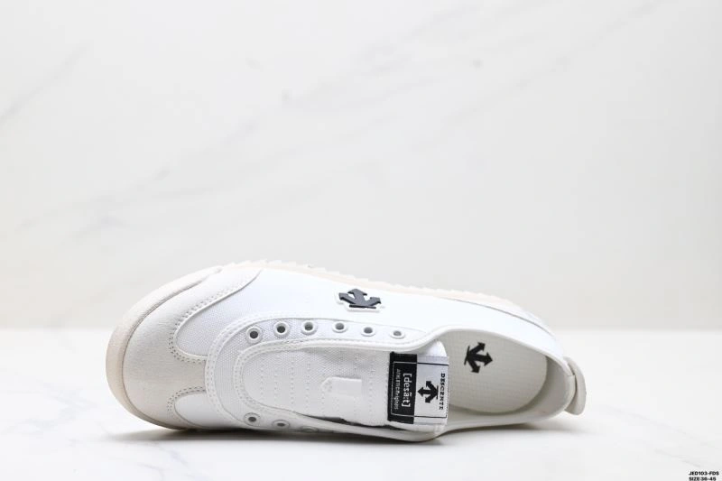 Mirror quality Descente Shoes