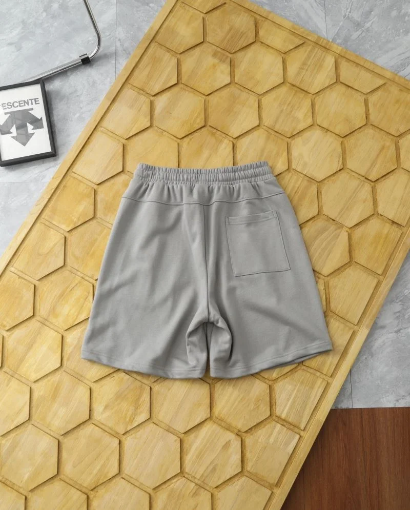 High accuracy Descente Short Pants