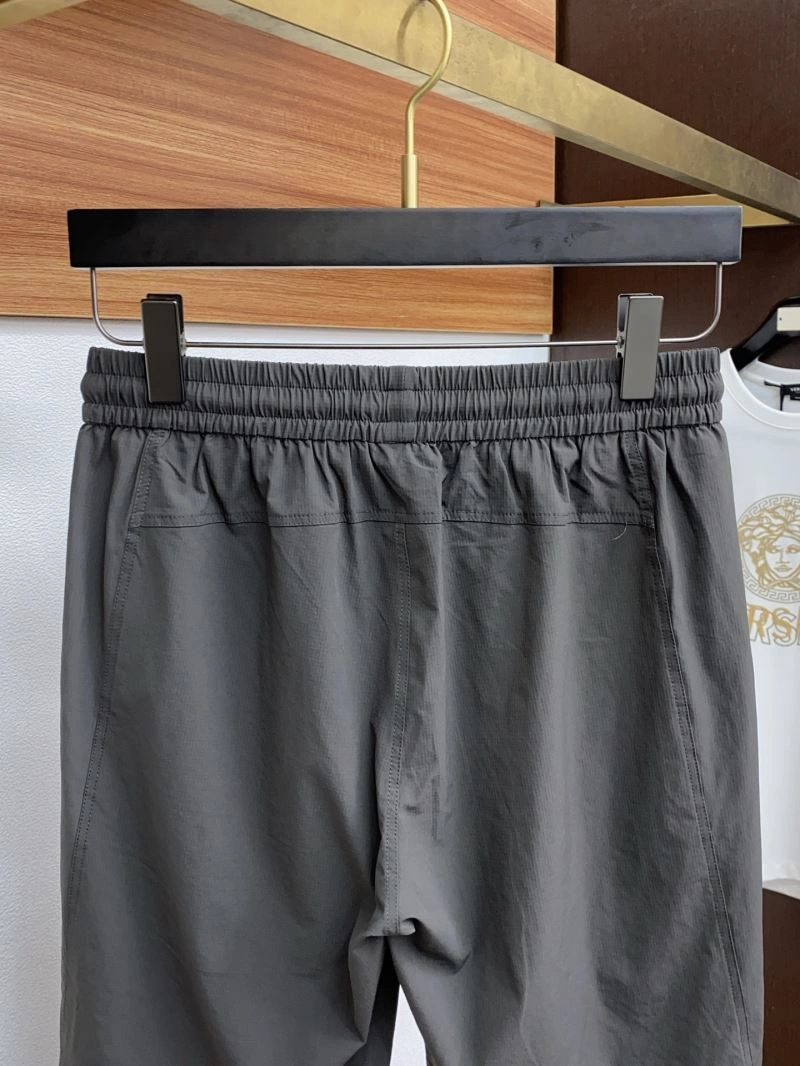 Legit Descente Short Pants