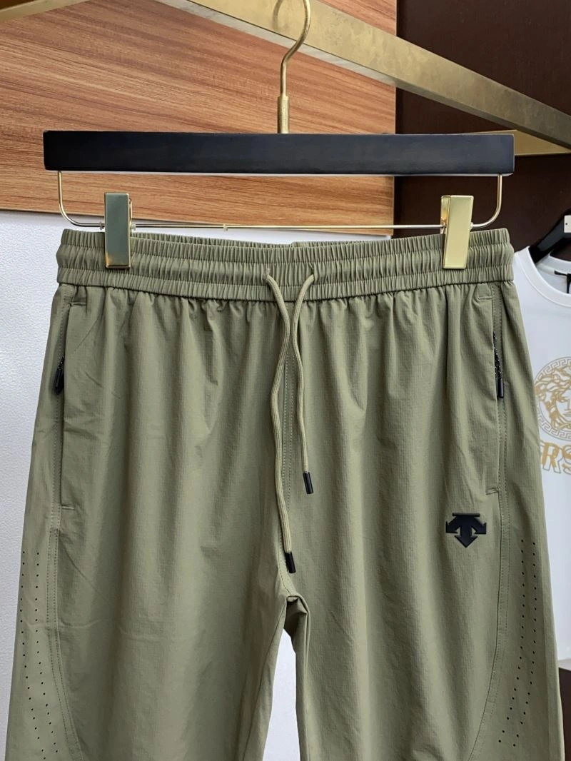 Authentic Descente Short Pants