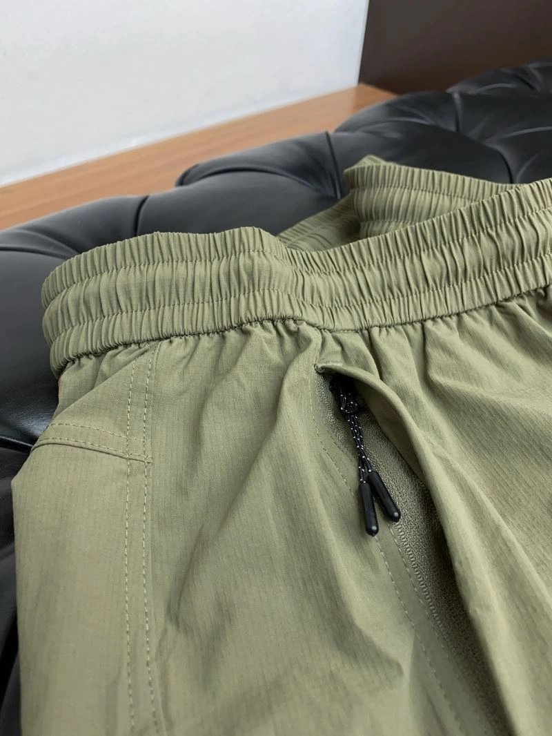 Authentic Descente Short Pants
