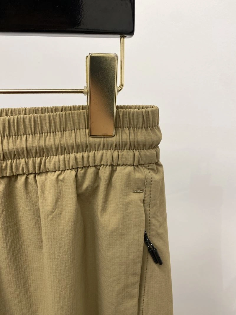 Factory-made Descente Short Pants