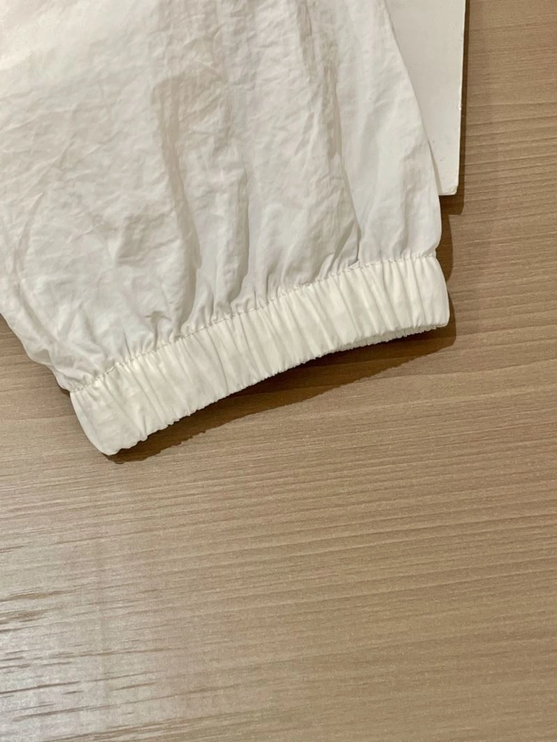 Value-priced Descente Sunscreen Jacket