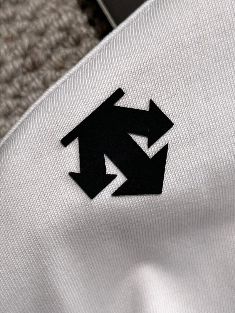 Brand-authenticated Descente T-Shirts