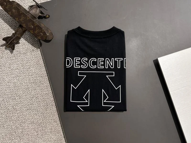 Brand-original Descente T-Shirts