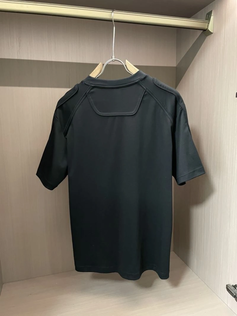 Genuine Descente T-Shirts