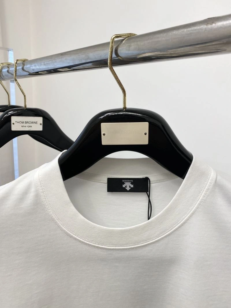 Economical Descente T-Shirts