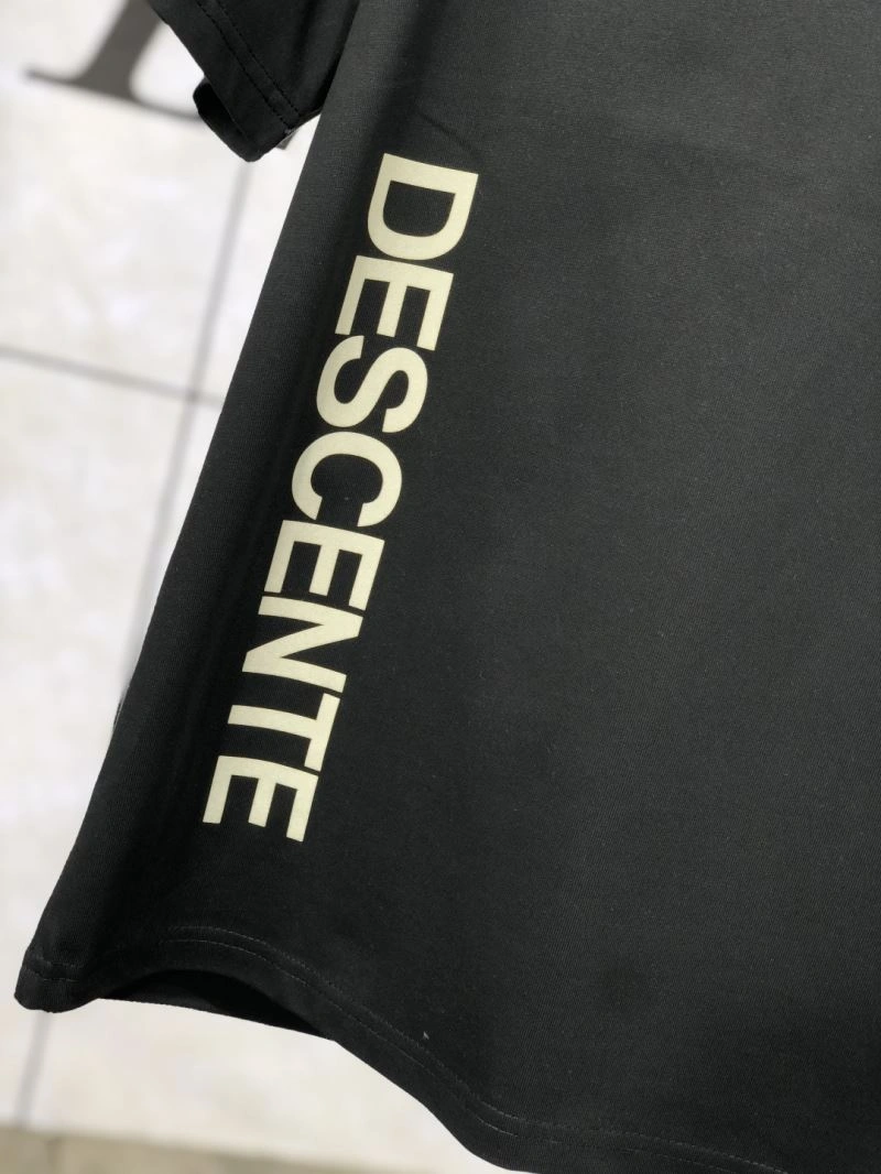 Top match Descente T-Shirts