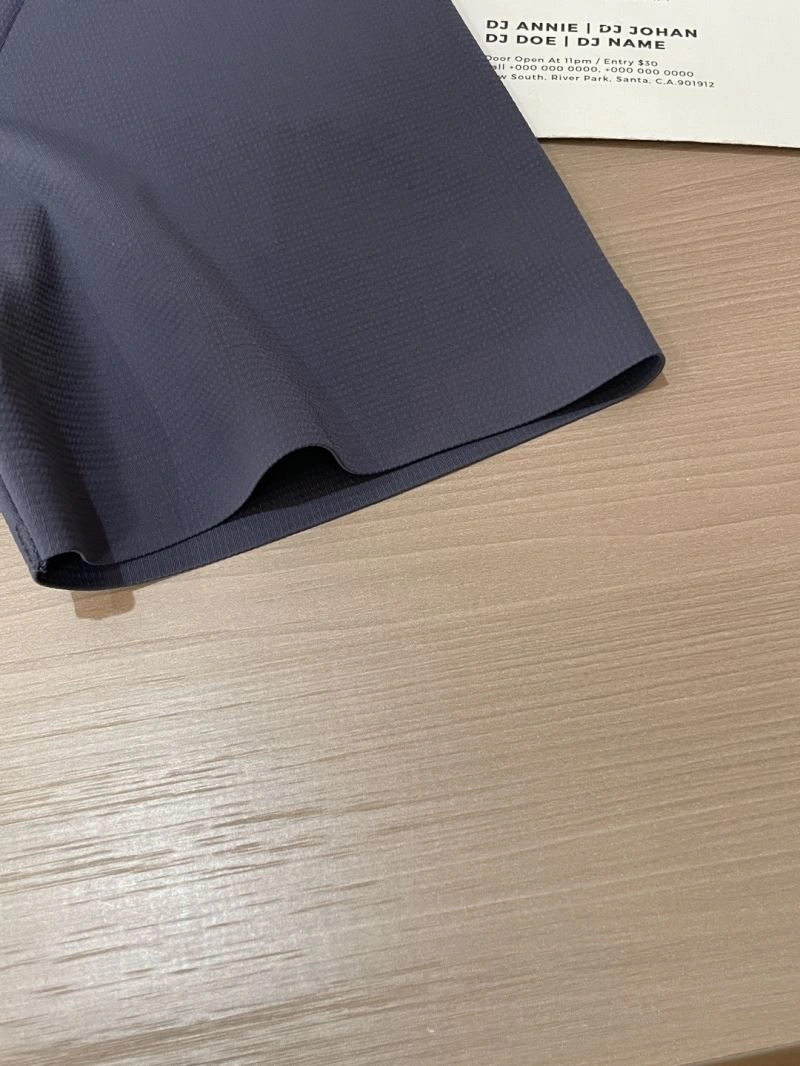 Accurate model Descente T-Shirts