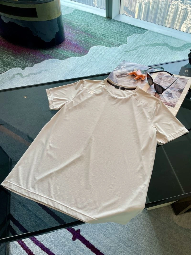 1:1 copy Descente T-Shirts
