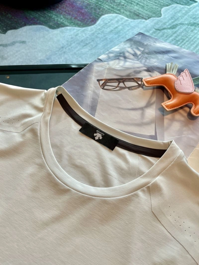 1:1 copy Descente T-Shirts