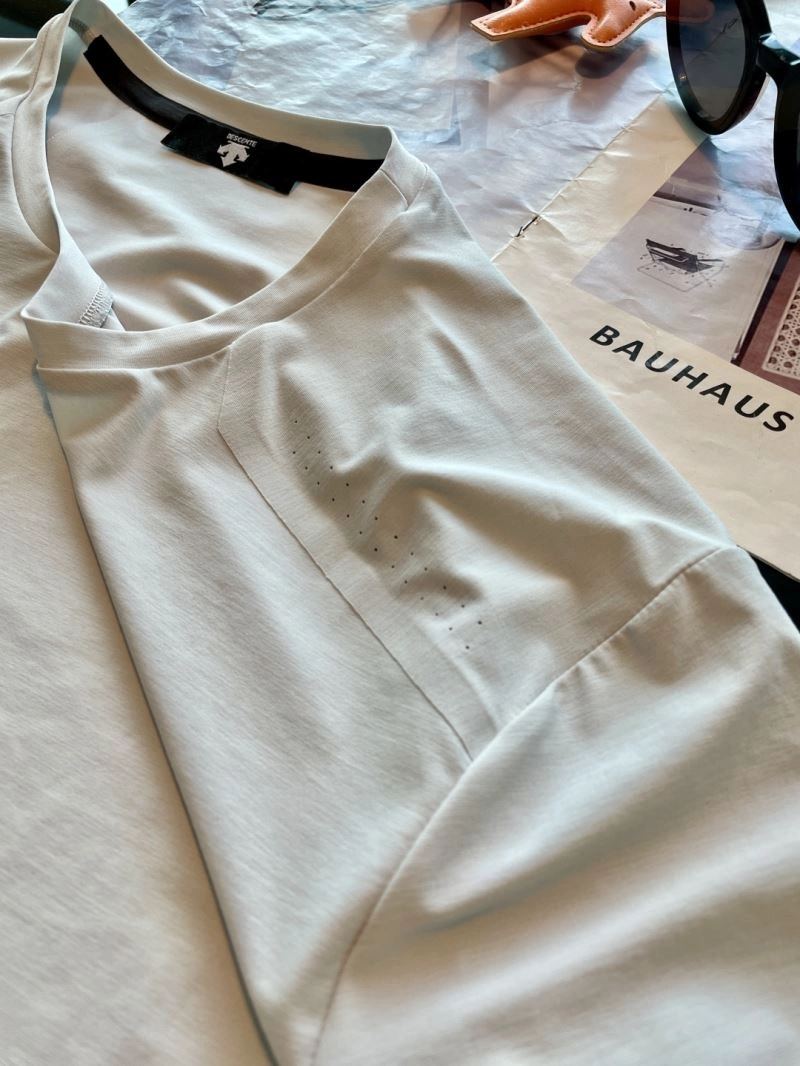 1:1 copy Descente T-Shirts