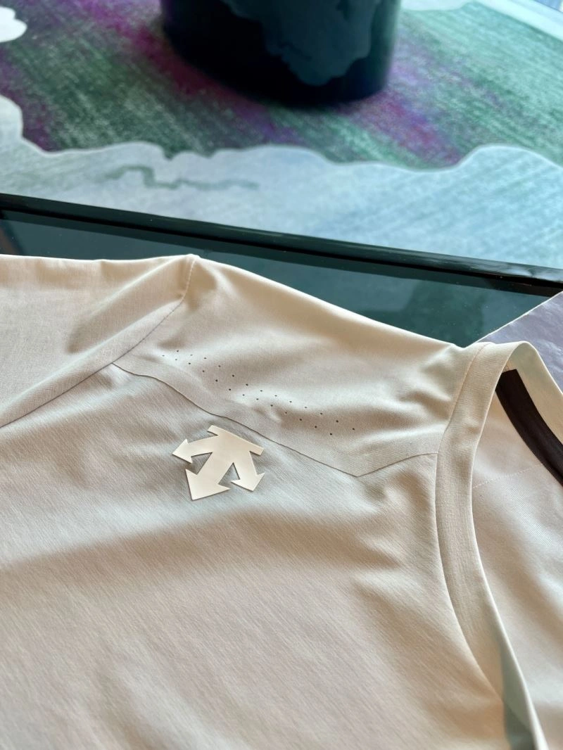 1:1 copy Descente T-Shirts