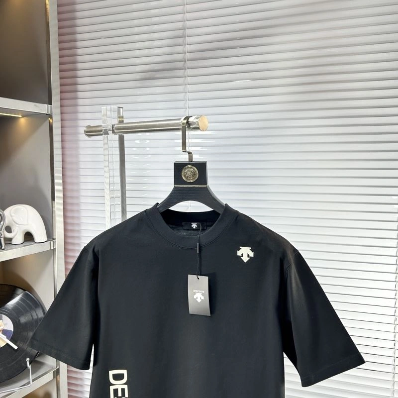 Top mirror Descente T-Shirts
