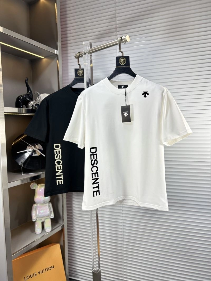Top mirror Descente T-Shirts