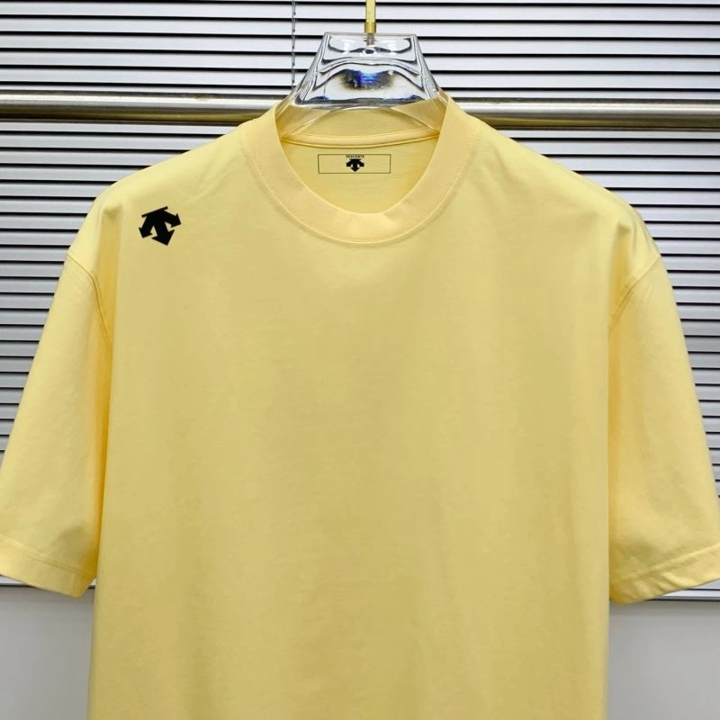 Brand-authenticated Descente T-Shirts