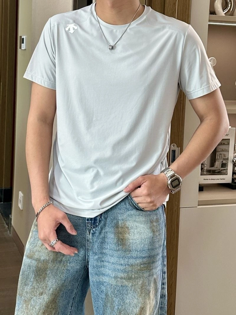 Inexpensive Descente T-Shirts