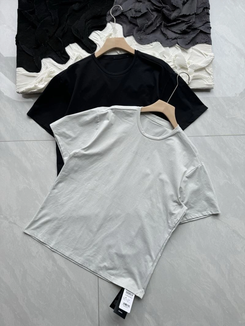 Descente T-Shirts