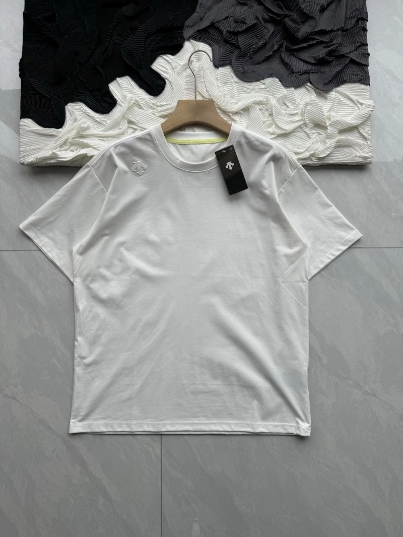 Budget-friendly Descente T-Shirts